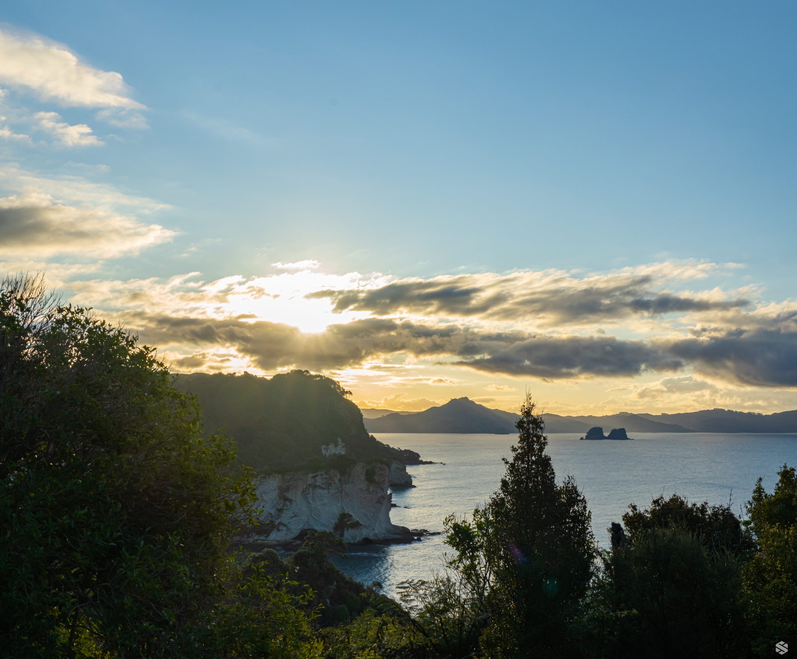 Best Things To Do with Kids in North of Auckland - 7 Wayfinders